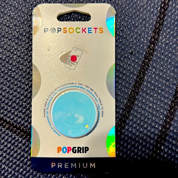 PopSocket | Cell Phones & Accessories | Nip Popsocket White Iridescent ...